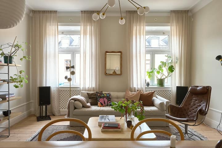 Newly Renovated 3-bedroom Apartment At Södermalm! - Stockholm