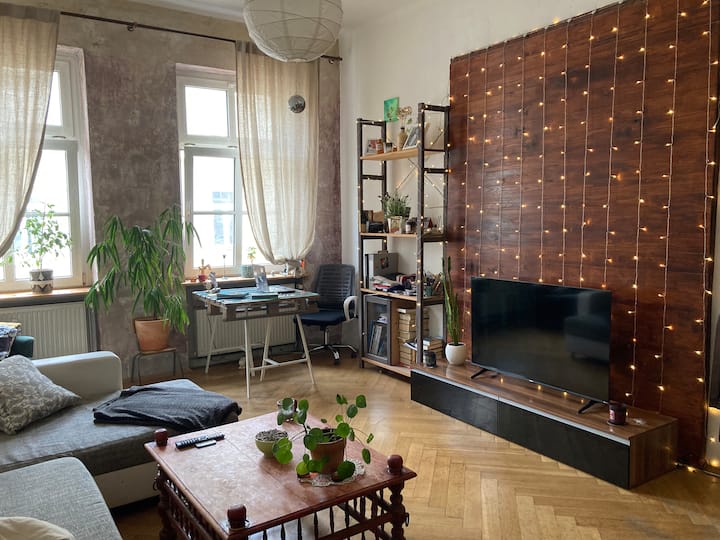 Helle Altbauwohnung Im Zentrum - Lipsk