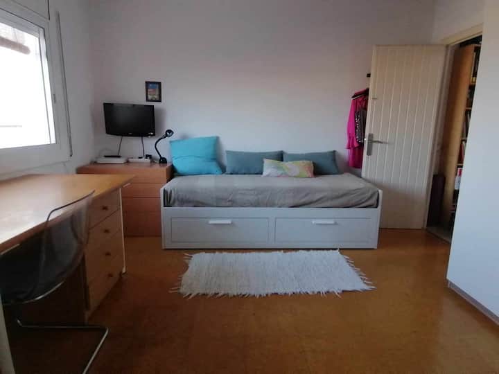 Habitació Amb Terrassa - Mataró