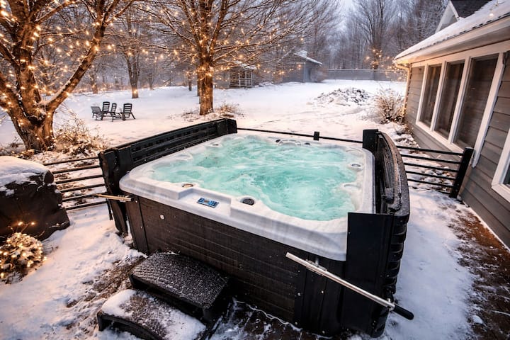 Spacious 5br Catskills Retreat With New Hot Tub! - Monticello