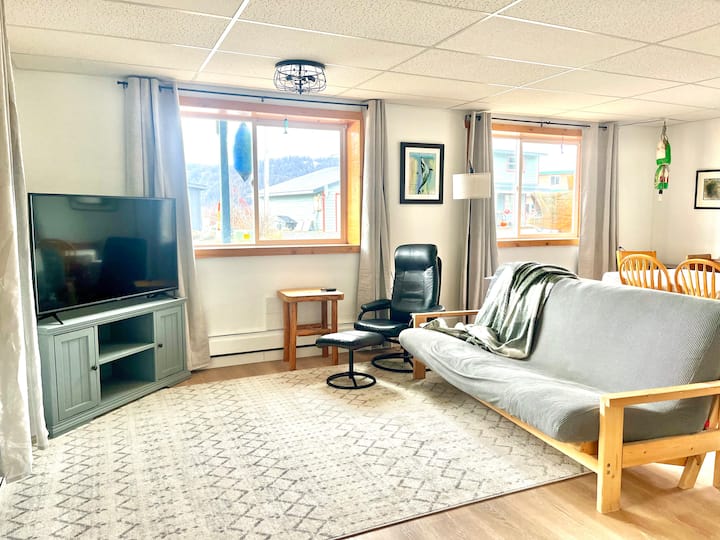 Herring Bay Lodge- Street Level - Seldovia, AK