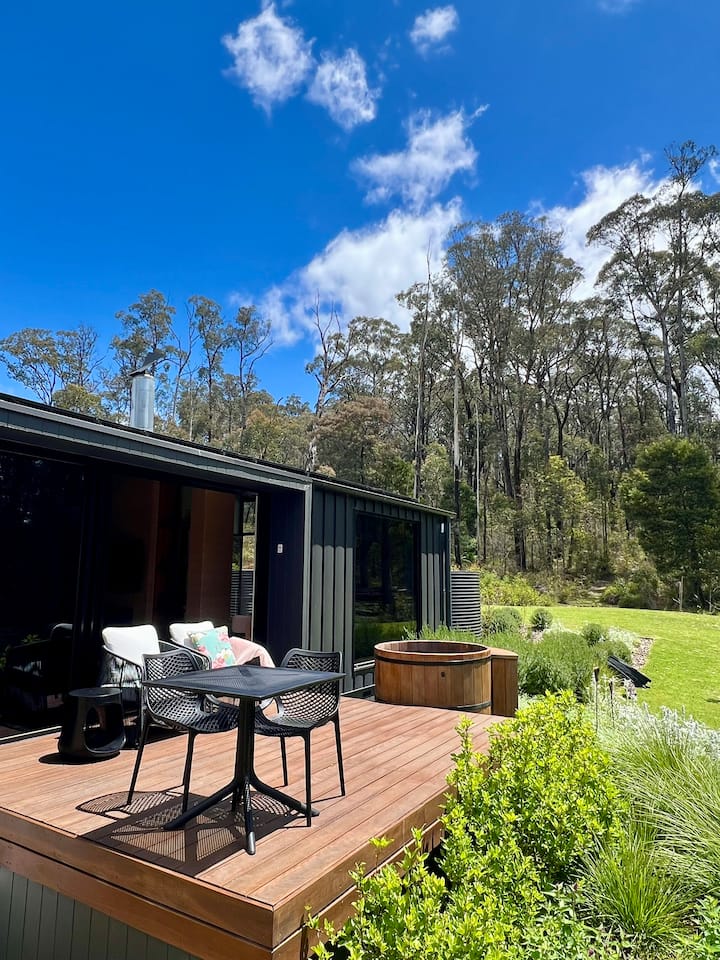 Pobblebonk Lodge: Kinglake Luxury With Hot Tub - Kinglake