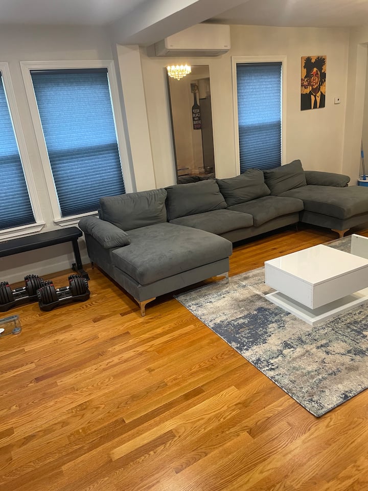 2 Bedroom 1.5 Bath In Lynn Ma - Lynn, MA