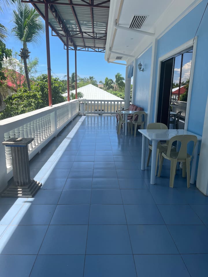 Entire 2nd Floor, 3br 3bath, Pool, Kitchen - Panglao
