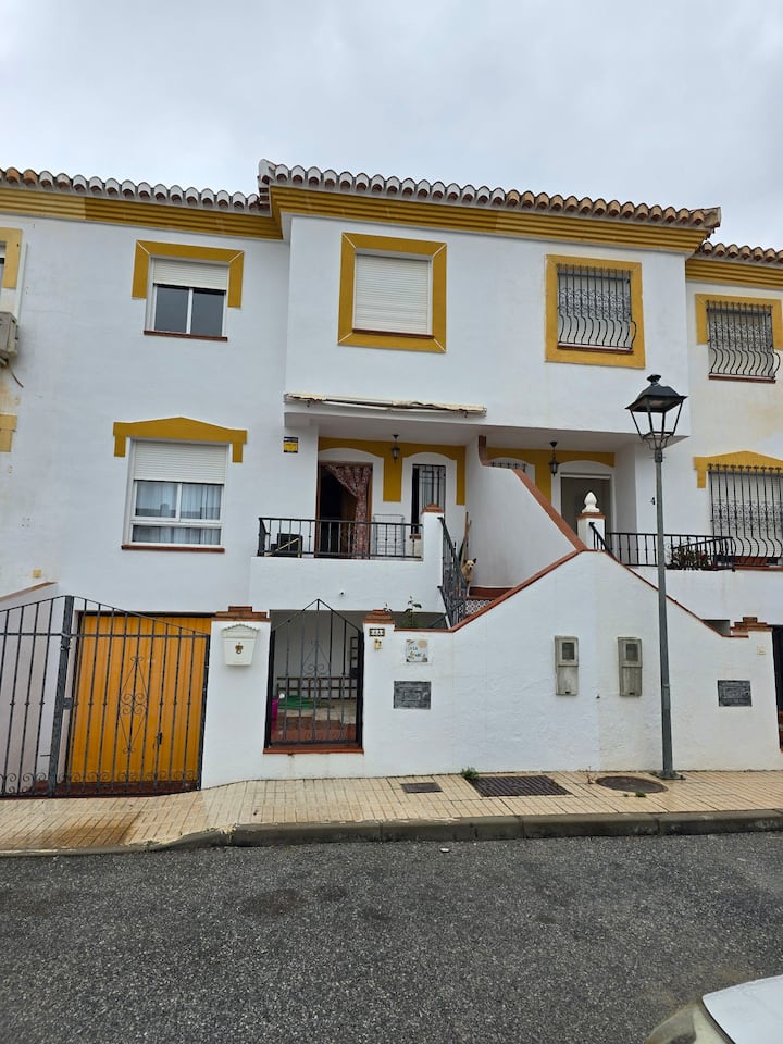 Small Double Bed. - Lanjarón