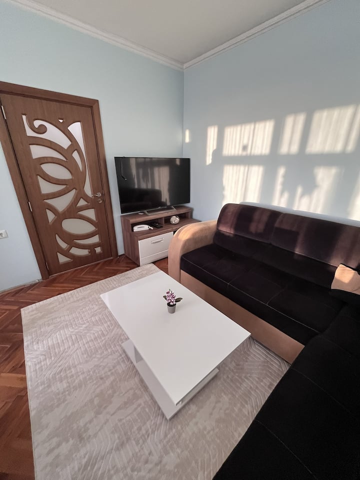 Vintage Apartment Top Location - Burgas