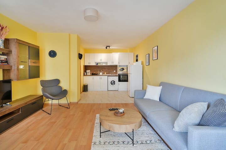 Апартамент в центъра на града - Varna