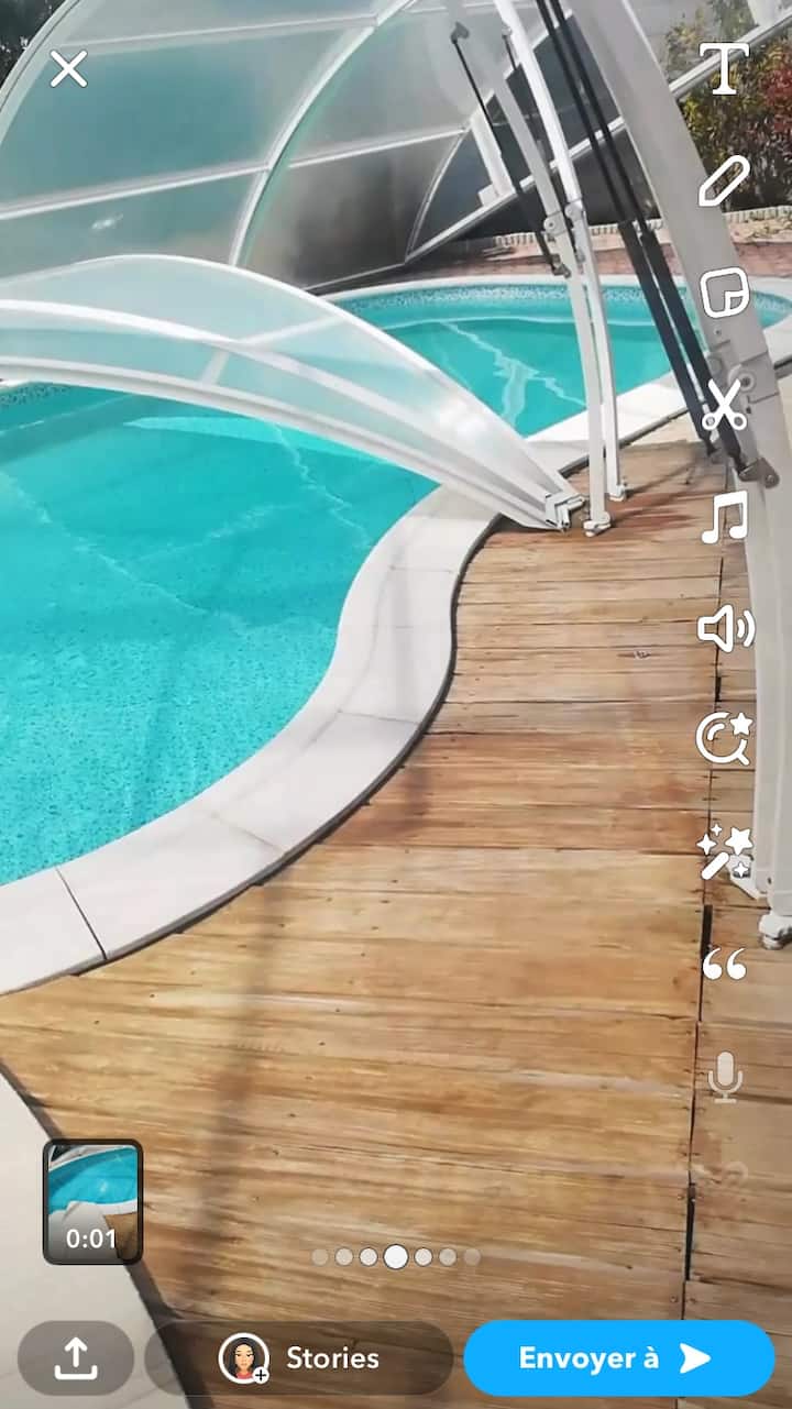 Maison Piscine Jardin Près De Nîmes - Bellegarde