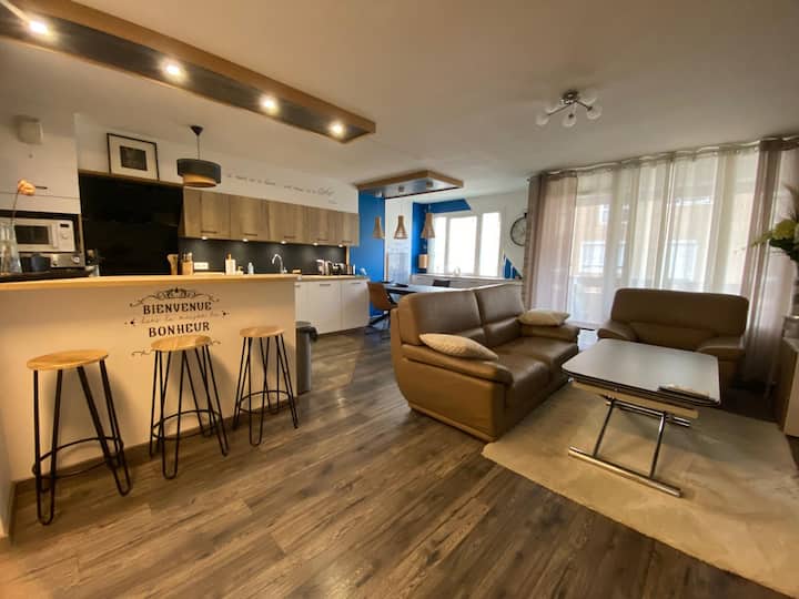 Appartement En Centre Ville - Bourgoin-Jallieu