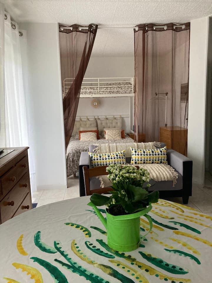 Studio
Balcon
Très Calme. - Villiers-sur-Marne