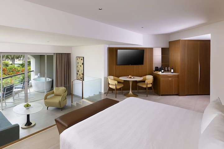 Carib Diamond King! Hard Rock Punta Cana | 4 Units - Punta Cana