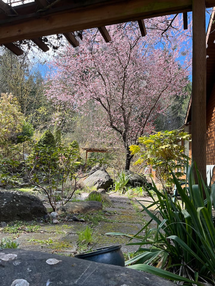 Sweet Rm At Casa Kaui B&b - Sooke