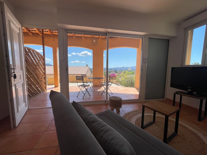 Maisonnette Calme Vue Collines - Marsilya
