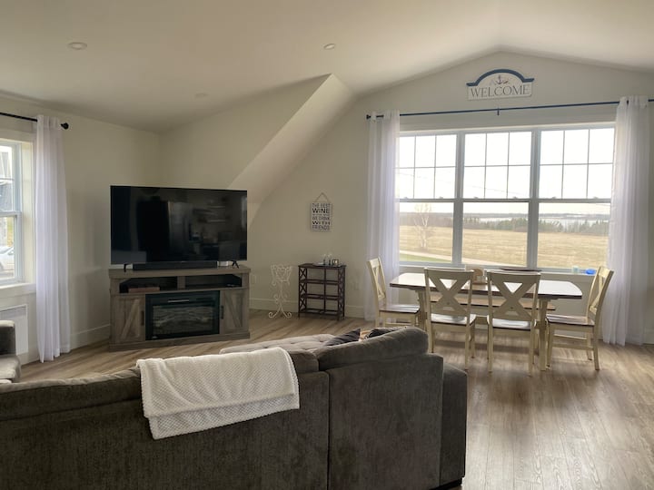 Cozy, Modern Barnhouse - Île-du-Prince-Édouard