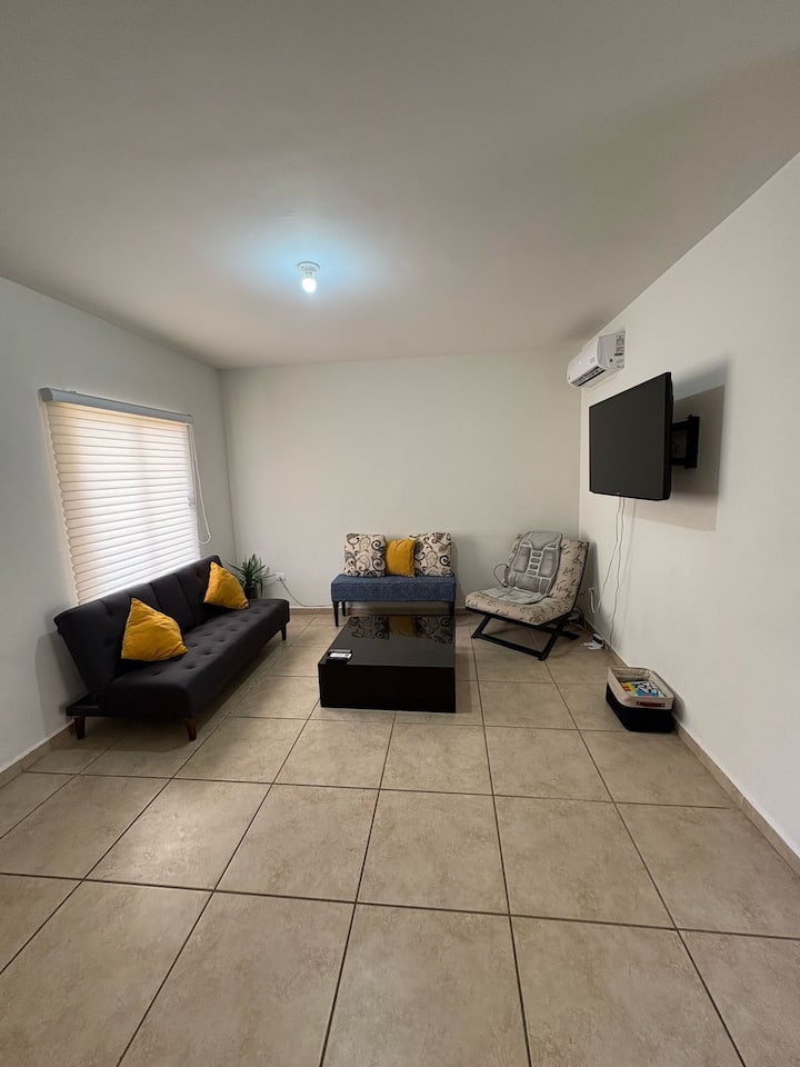 Casa Real, Cerca Del Aeropuerto - Hermosillo