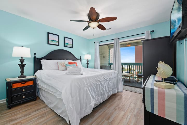 Oceanview Condo Steps To Beach - North Myrtle Beach, SC