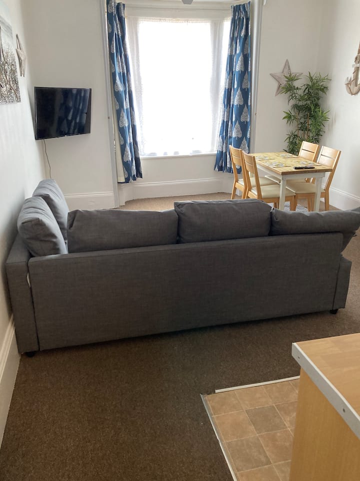 Flat 1 @ 4a Castles Street - Bembridge