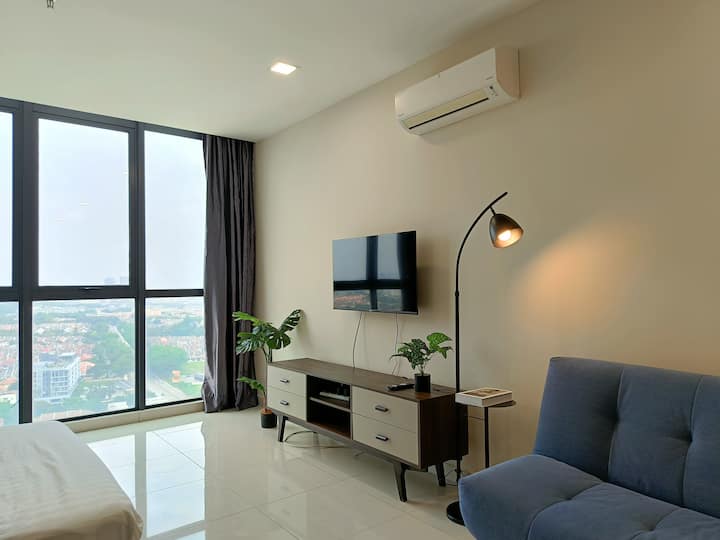 Atria Mall  [Netflix,washer, Lv 19, Showerscreen] - Petaling Jaya
