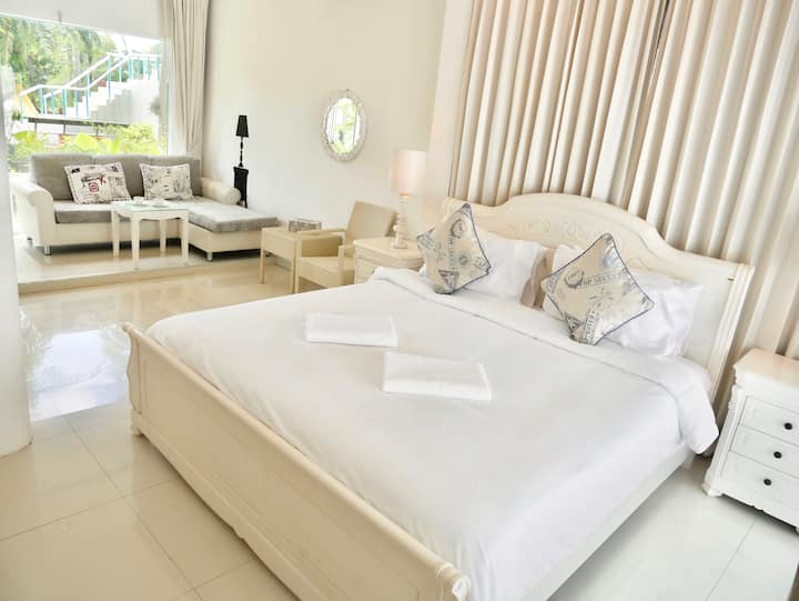 Pn Mountain White House For 2 Plus 1 - Krabi