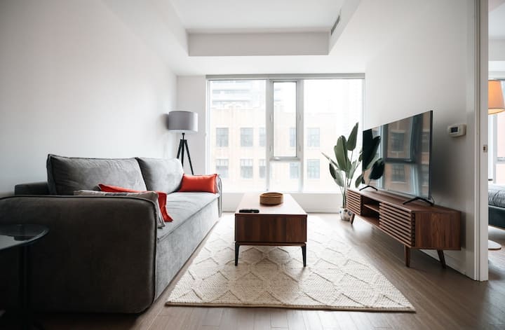 Modern 2 Bed Suite + Office - Dt Core - Toronto