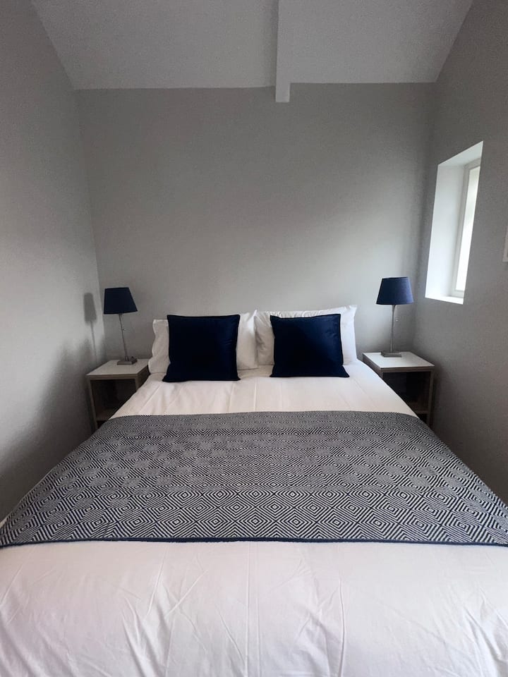 Number One - Room 5 - Kinsale