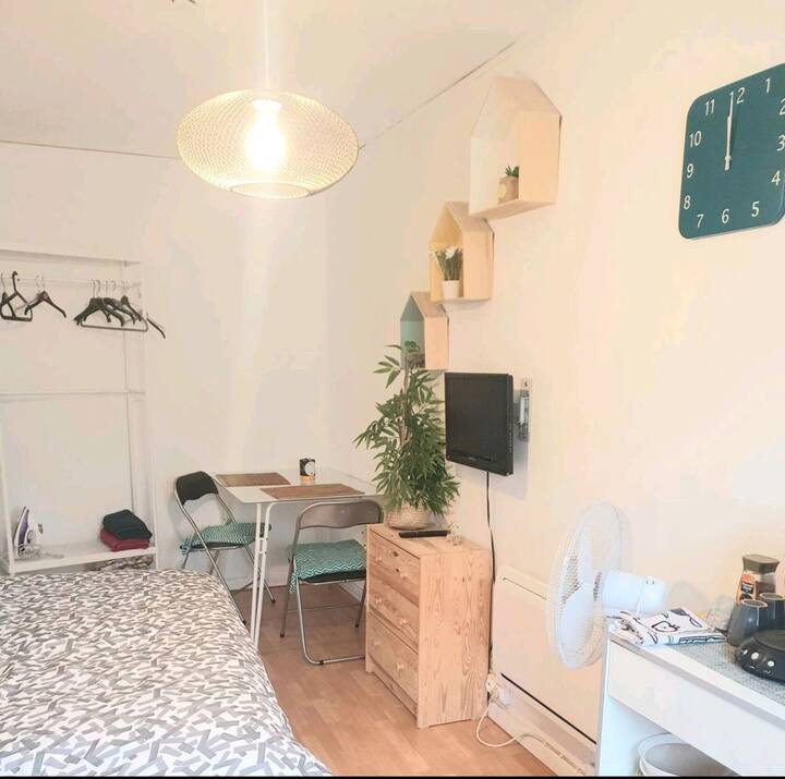 Charmant Studio Au Calme - Sarcelles