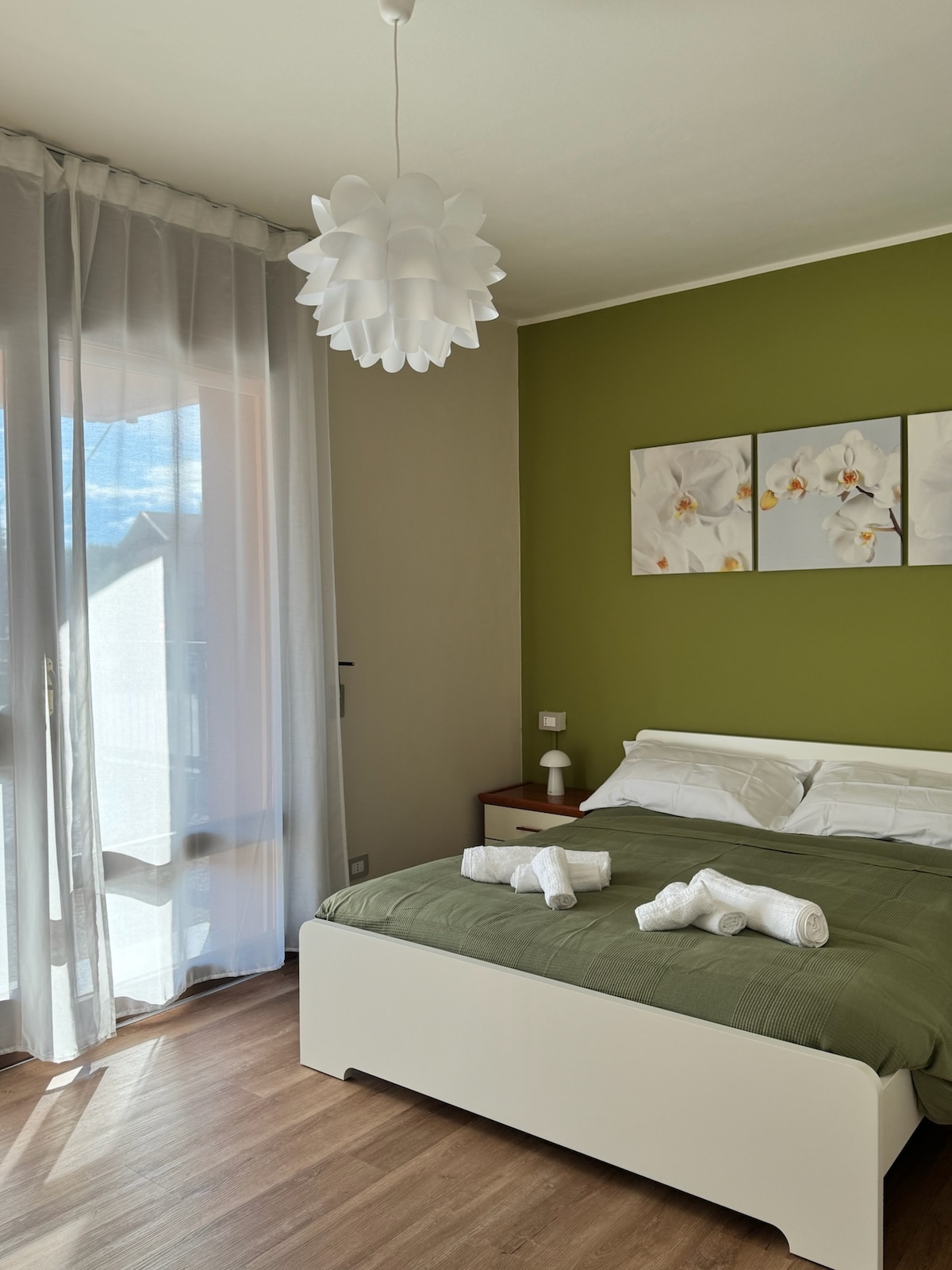Jasmine - Condominiums for Rent in Borgomanero, Piemonte, Italy - Airbnb