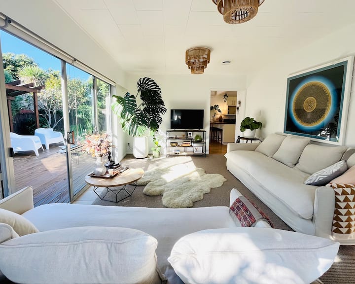 Tranquil, Private & Comfortable - Clive