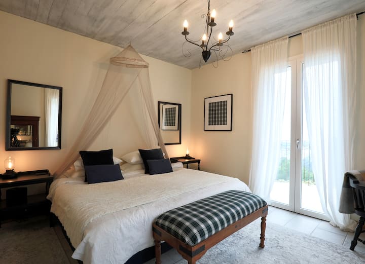 Stunning Views “Villa Sunset” - The Green Room - Ospedaletti
