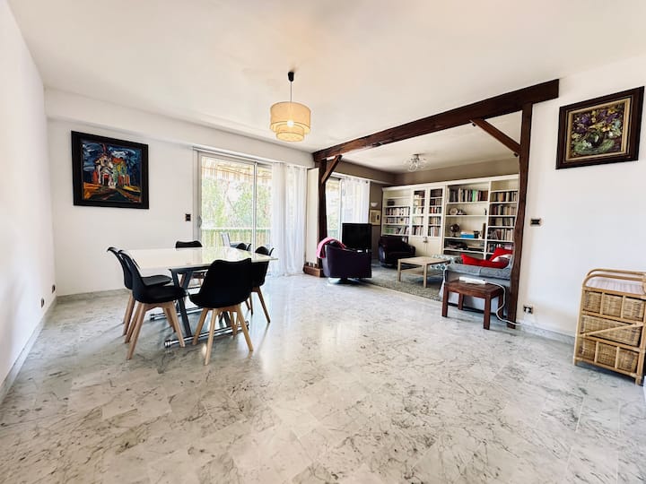 Appartement Spacieux Avec Terrasse Proche Cannes - Alpes-Maritimes