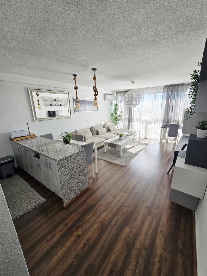 Magnifique Appartement 1+1 Avec Vue Sur La Mer - Benidorm