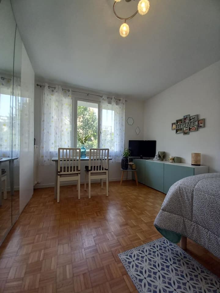 Studio Suresnes - Suresnes