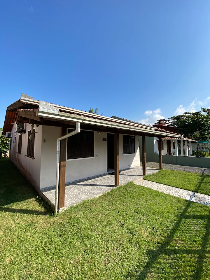 Casa Ampla 200m Praia E 7km Beto Carrero 6p - Navegantes