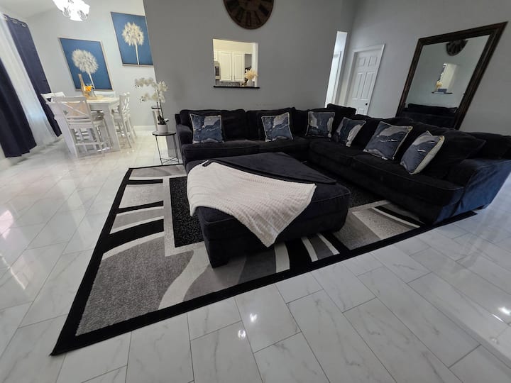 Beautiful Yukon Home - Oklahoma City, OK