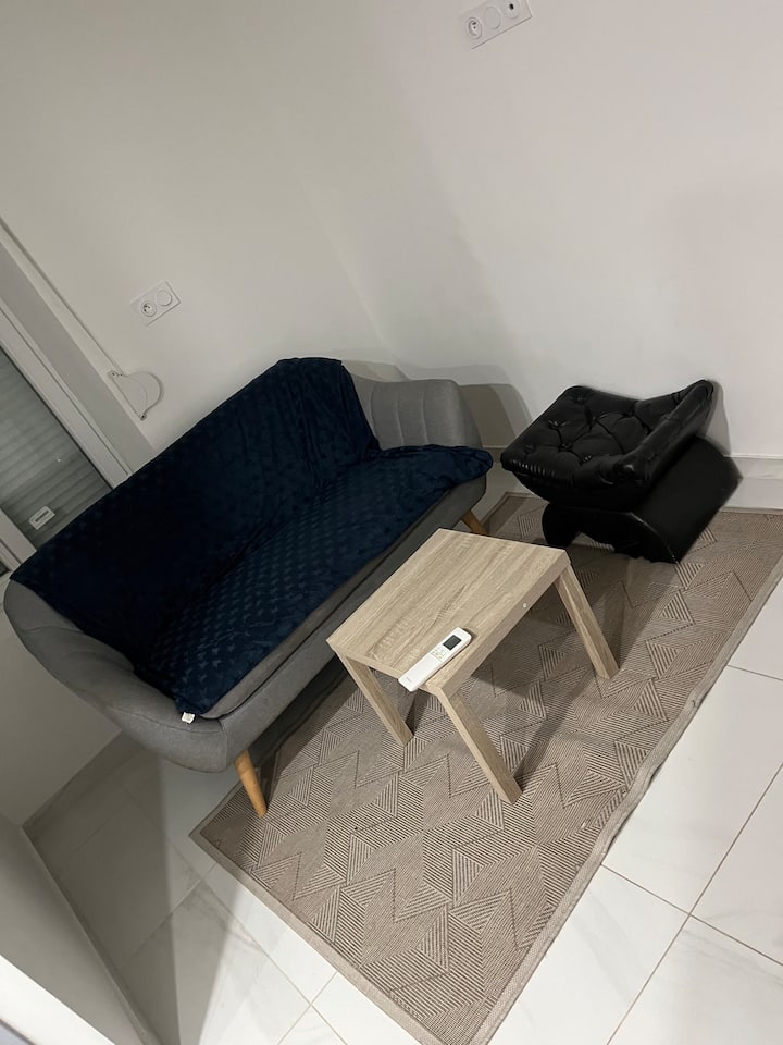 Jolie T2 Dans Une Villa - Bagnols-sur-Cèze