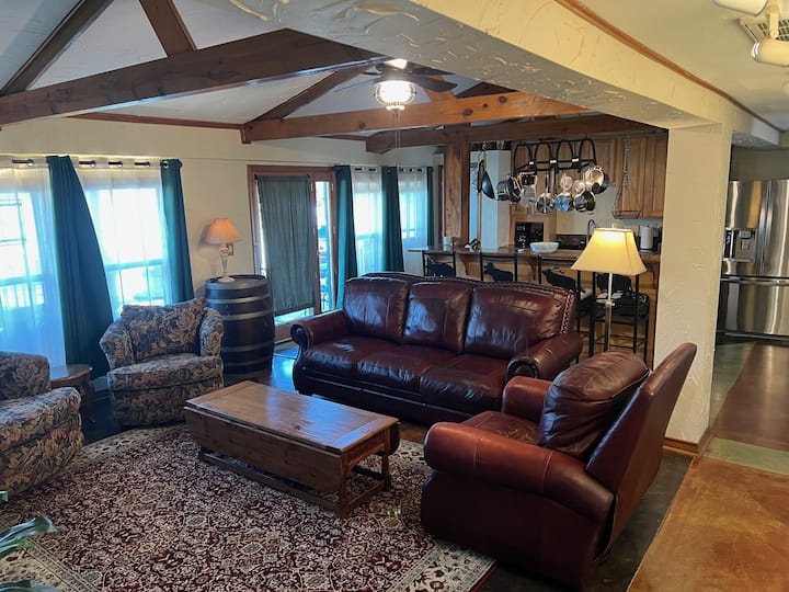 Waterfront Hideaway Ranch - Cabin 3 - Little Elm, TX