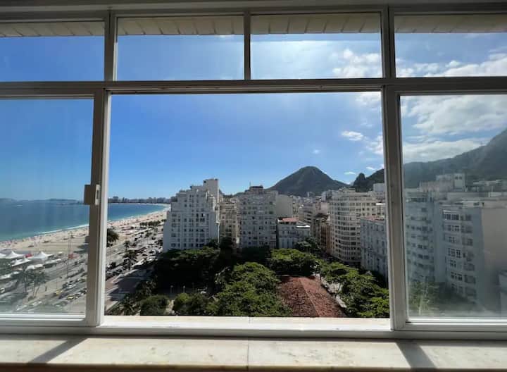 Apto C/ Vista Praia Copacabana - Copacabana