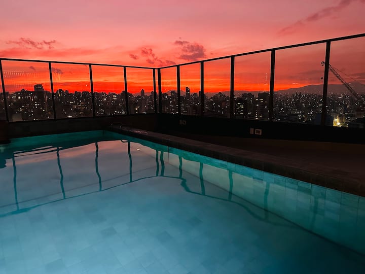 Explore O Centro! Metrô, Ar, Piscina, Portaria 24h - São Paulo