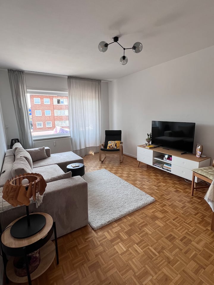 Gemütliche, Zentral, Gut Mit ÖV Verbindet - Hamburg