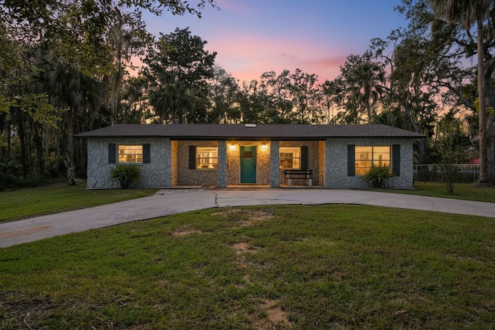 King's Bay Point Retreat - Water View - Crystal River, FL