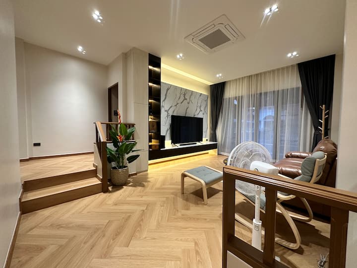 Naka Central Happy Home In Phuket City - Phuket