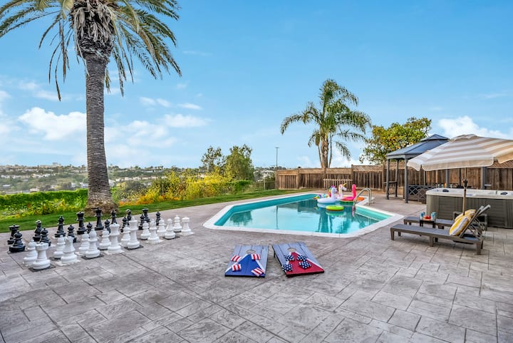 Pacific Breeze 8 Min•uphillview•pool•hottub•game - San Diego, CA