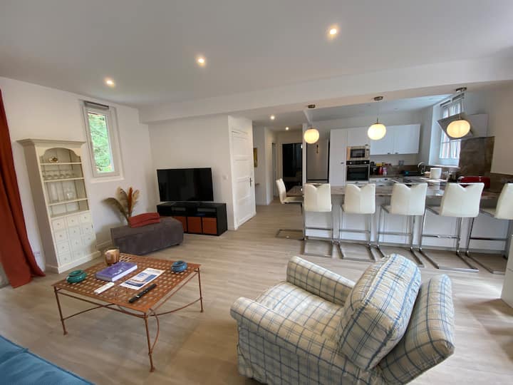 Appartement Classé 4 éToiles, 2 Chambres Au Calme - Cannes