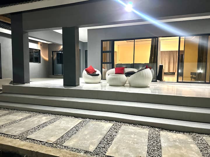 Chris Brook - Zimbabwe