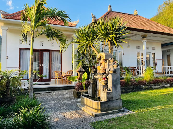 Volcano Family Lake View - Kintamani