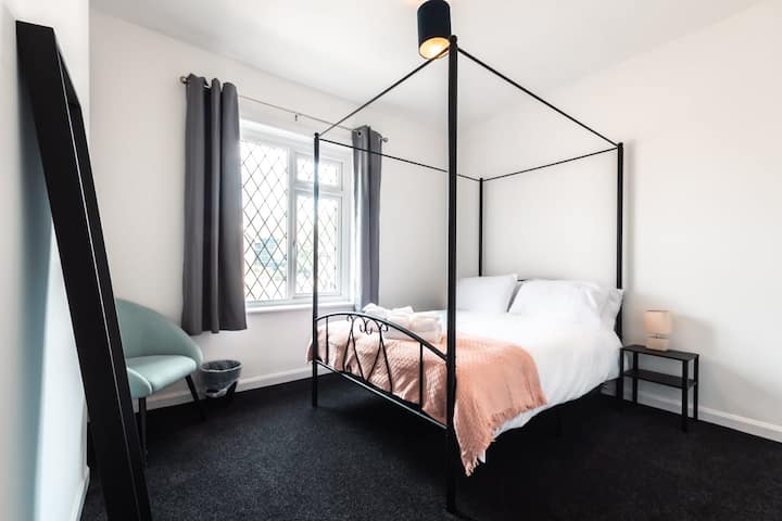 Modern House In Central Southampton With Parking - Southampton