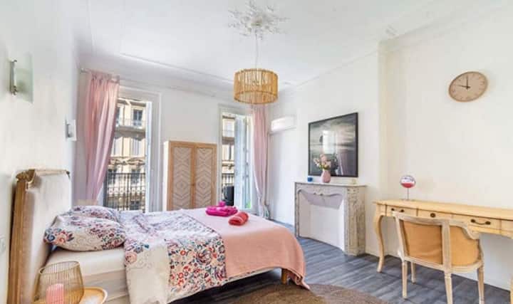 Bel Appartement T3- République - Marseille