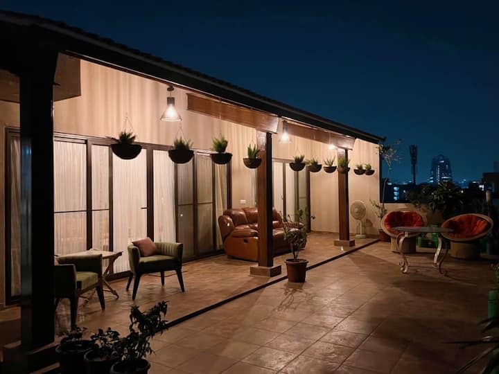 The Urban Loft - Aravali View On Golf Course Road - Gurugram