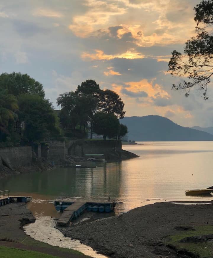 Casa Del Lago - Valle de Bravo