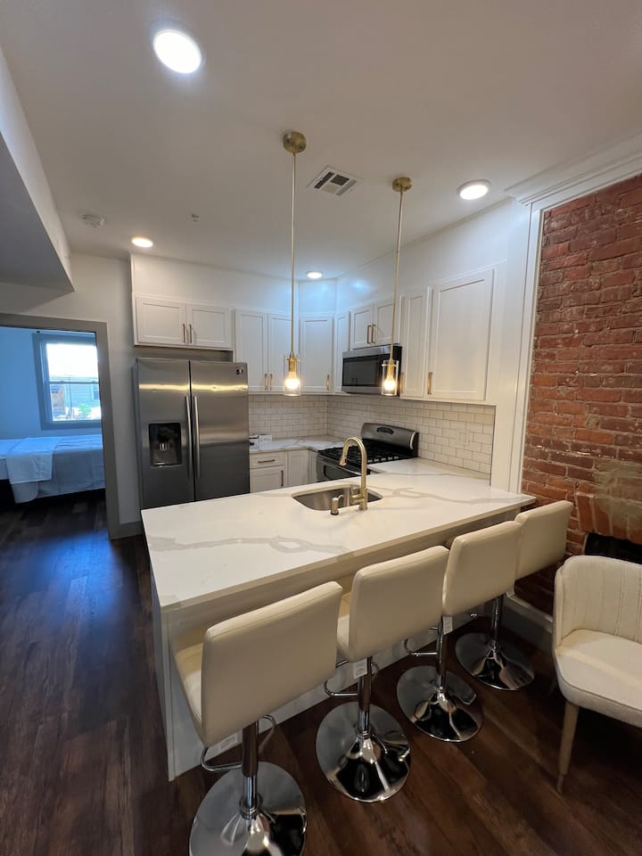 Stylish Apartment Close To Nyc & Train Station - Newark, NJ